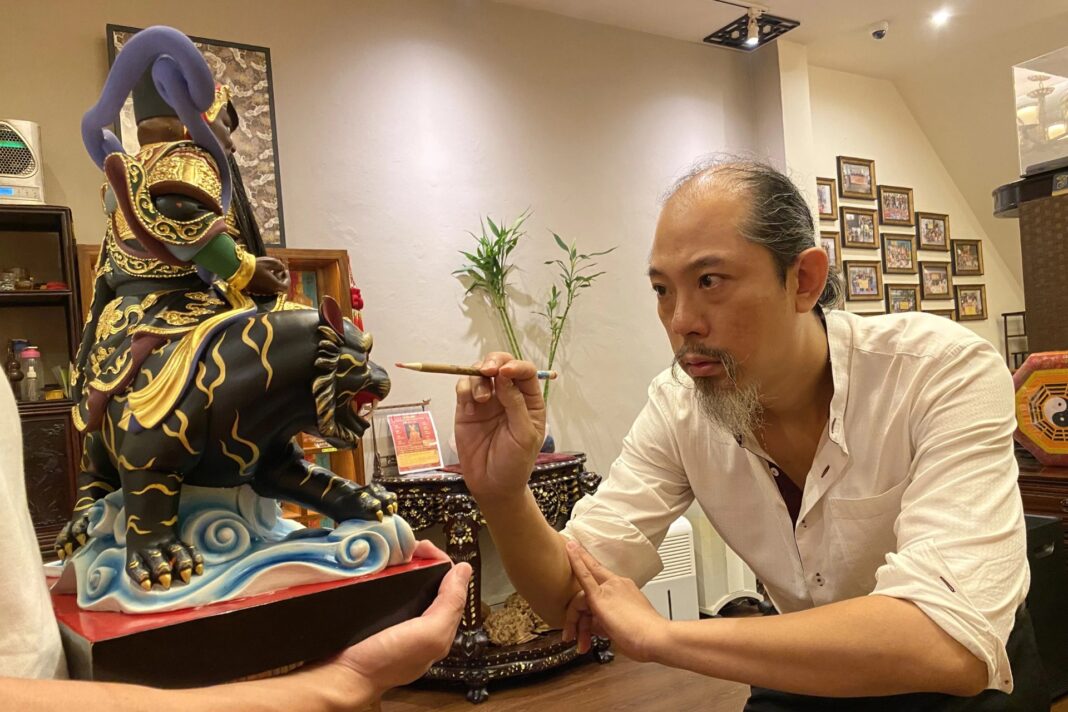 Top 7 Feng Shui Masters in Singapore - Locals' Singapore